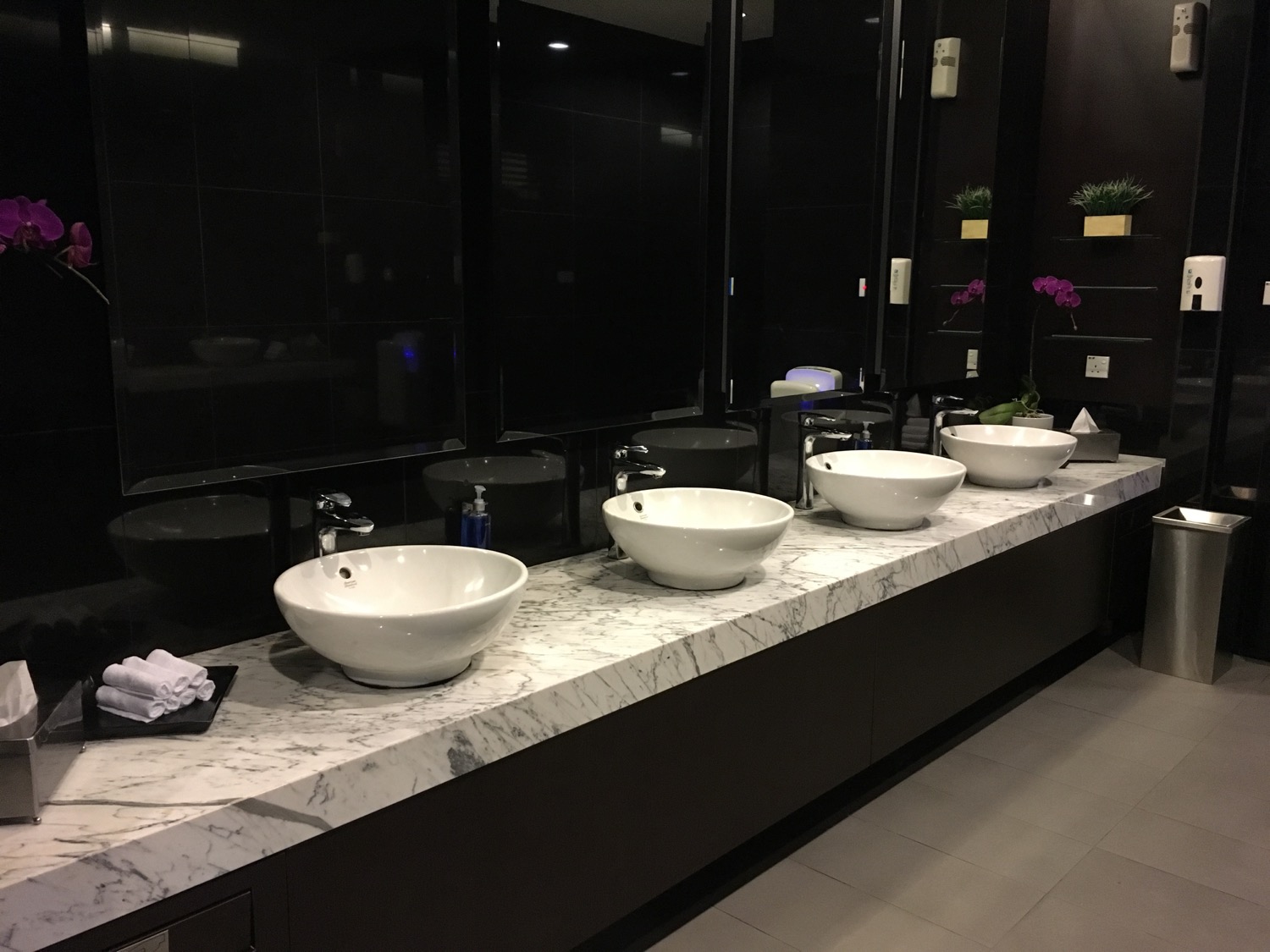 Review: Die Malaysia Airlines Golden Lounge in Kuala Lumpur